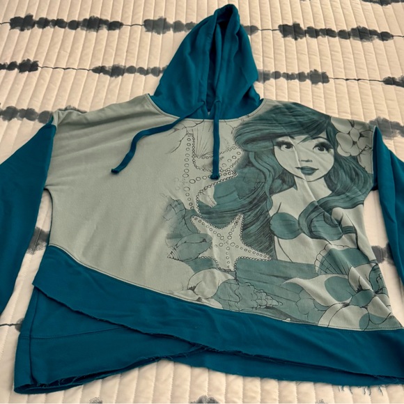 Disney | Tops | Disney Boutique Little Mermaid Ariel Sweatshirt Hoodie ...